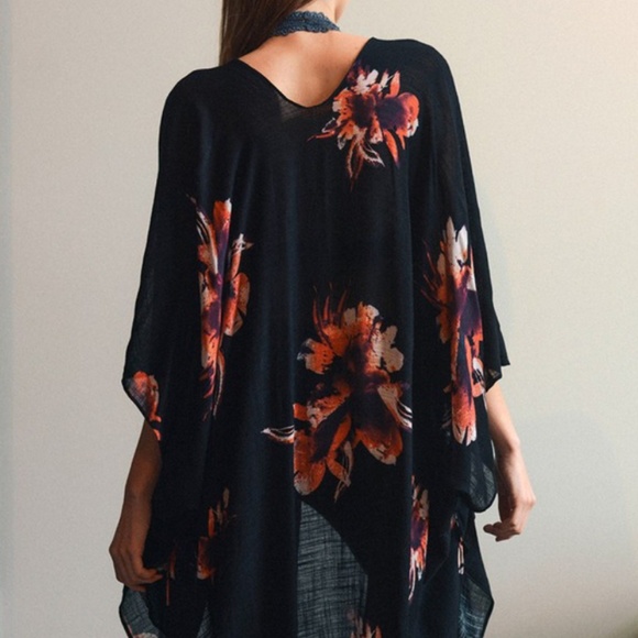Tops | Black Red Floral Open Kimono | Poshmark